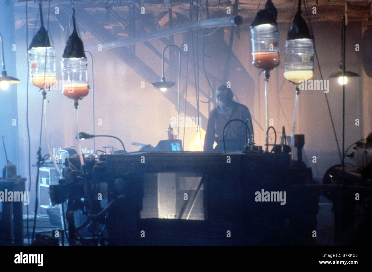 Darkman sam raimi hi-res stock photography and images - Alamy