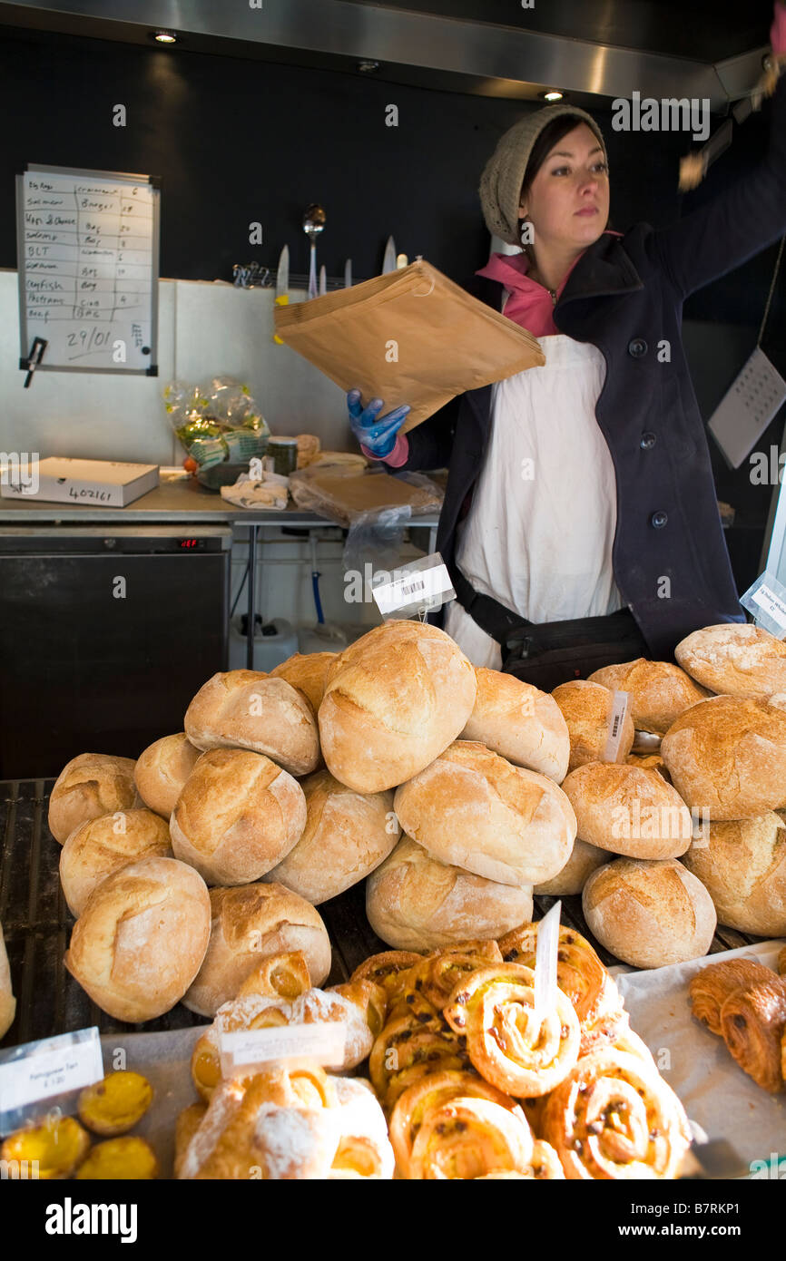 Bread cakes and pastries hi-res stock photography and images - Alamy