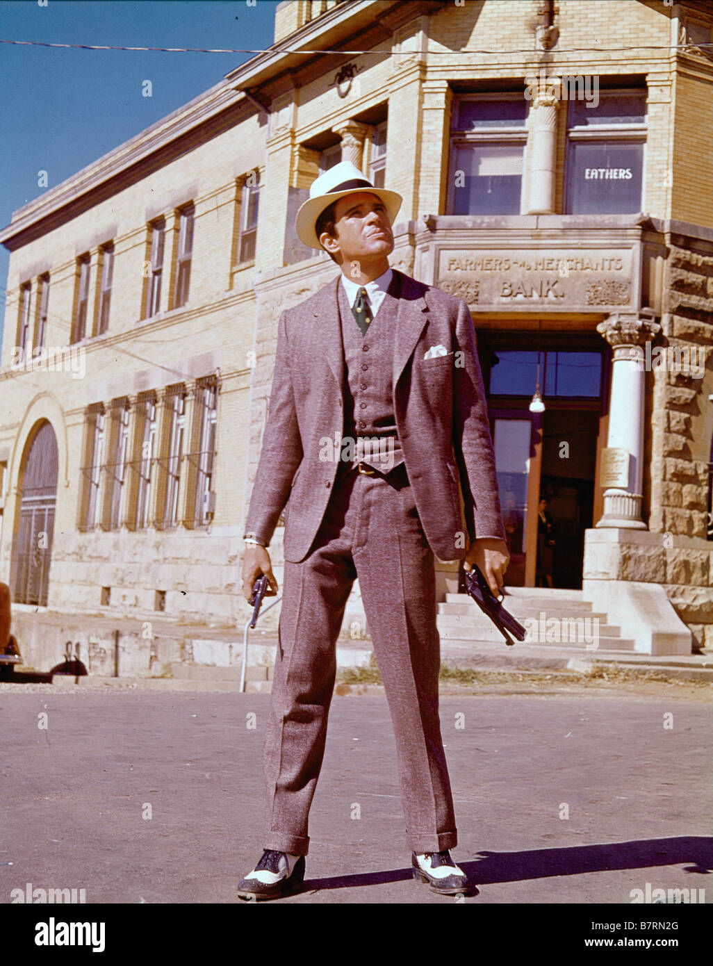 Bonnie and Clyde Year: 1967 USA Warren Beatty Director : Arthur Penn ...