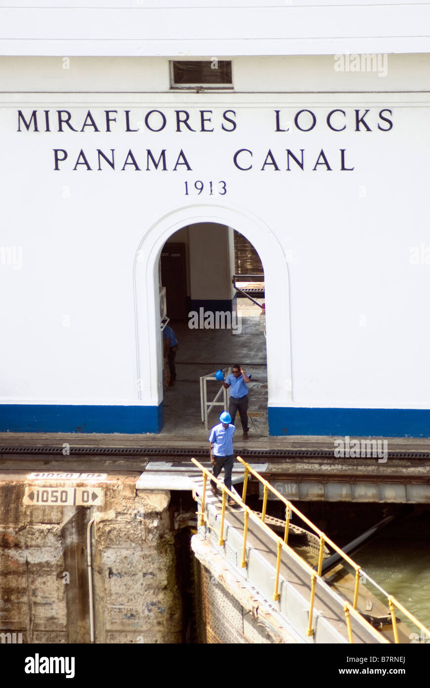 Miraflores Lock Panama Canal Stock Photo - Alamy