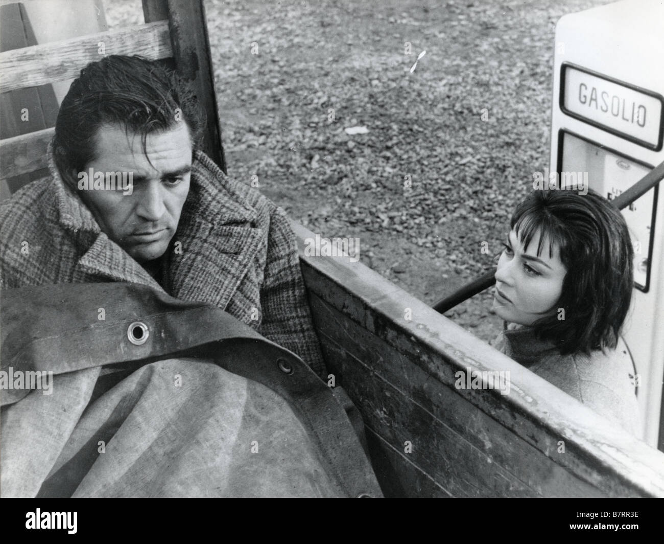 Il Grido Year: 1957 Italy Director: Michelangelo Antonioni Steve ...