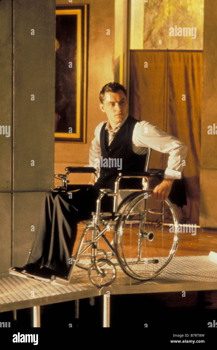Jude law gattaca 1997 High Resolution Stock Photography and Images - Alamy
