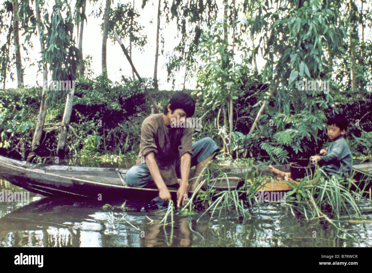 Mua len trau The Buffalo Boy Year: 2004 Vietnam / France Director:Minh ...