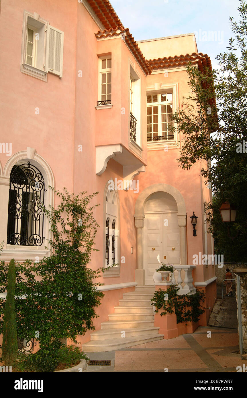 Villa Lo Scoglietto, Cap Ferrat, Cote d'Azur was home to Actor David ...
