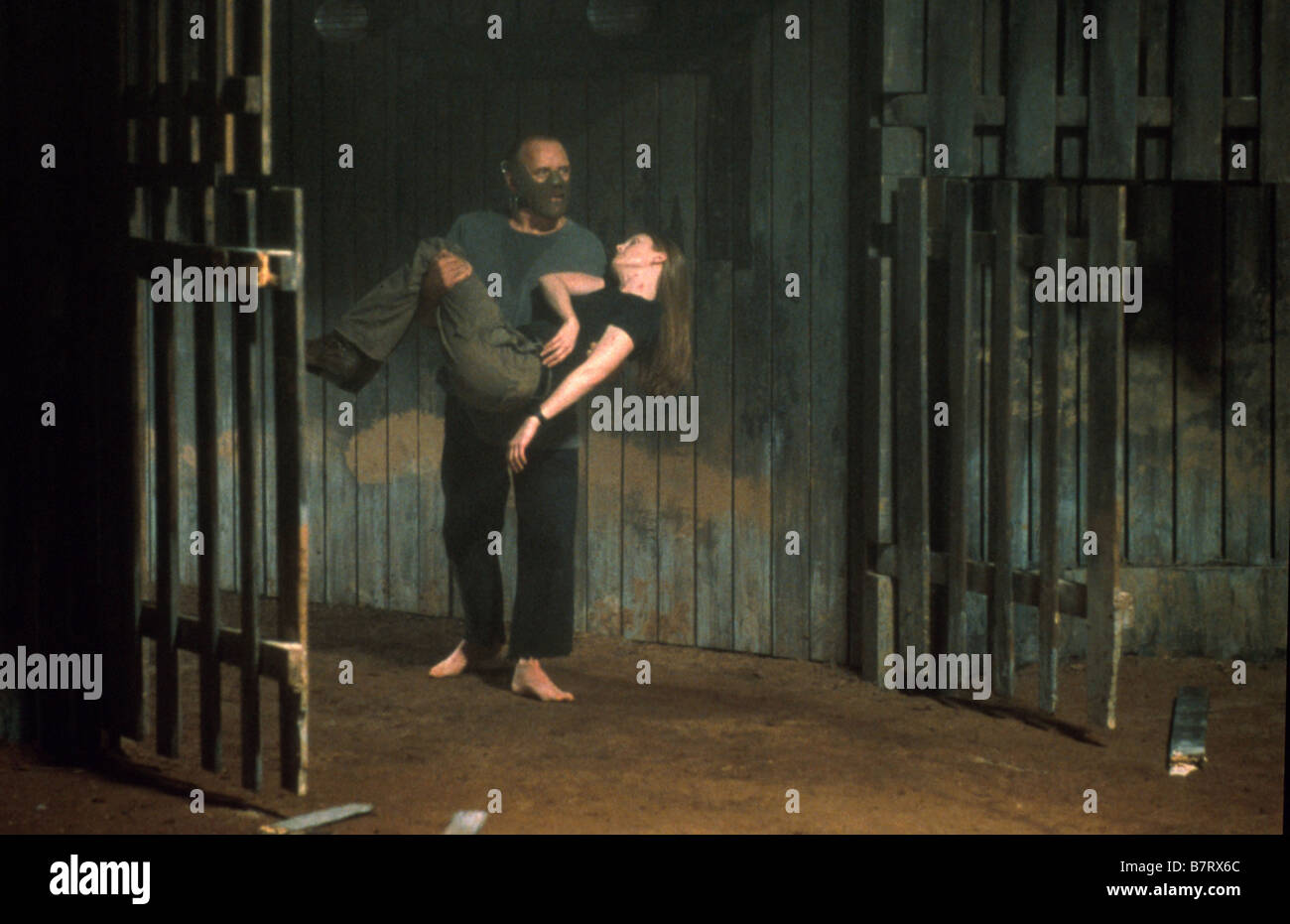 Hannibal Year: 2001 USA Julianne Moore, Anthony Hopkins Director:Ridley ...