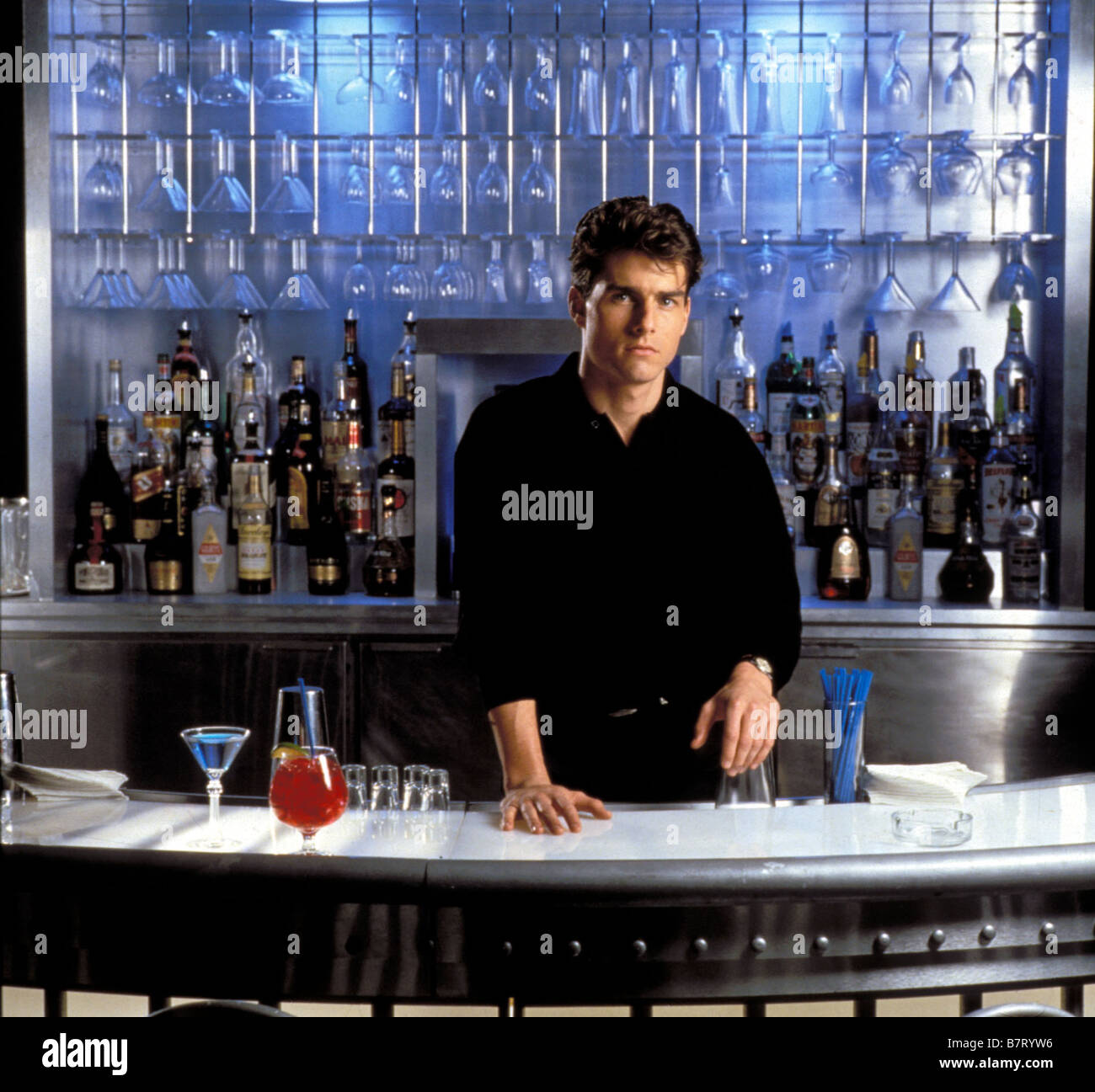 Cocktail Year: 1987 USA Tom Cruise Director: Roger Donaldson Stock ...