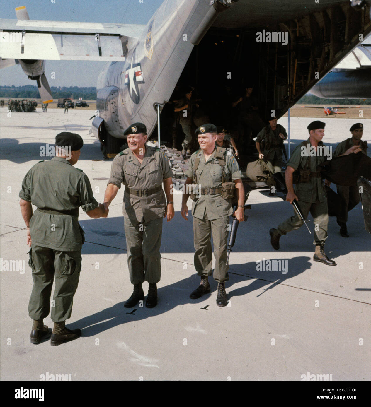Les berets vert The green berets Année USA 1968 John Wayne Directors ...