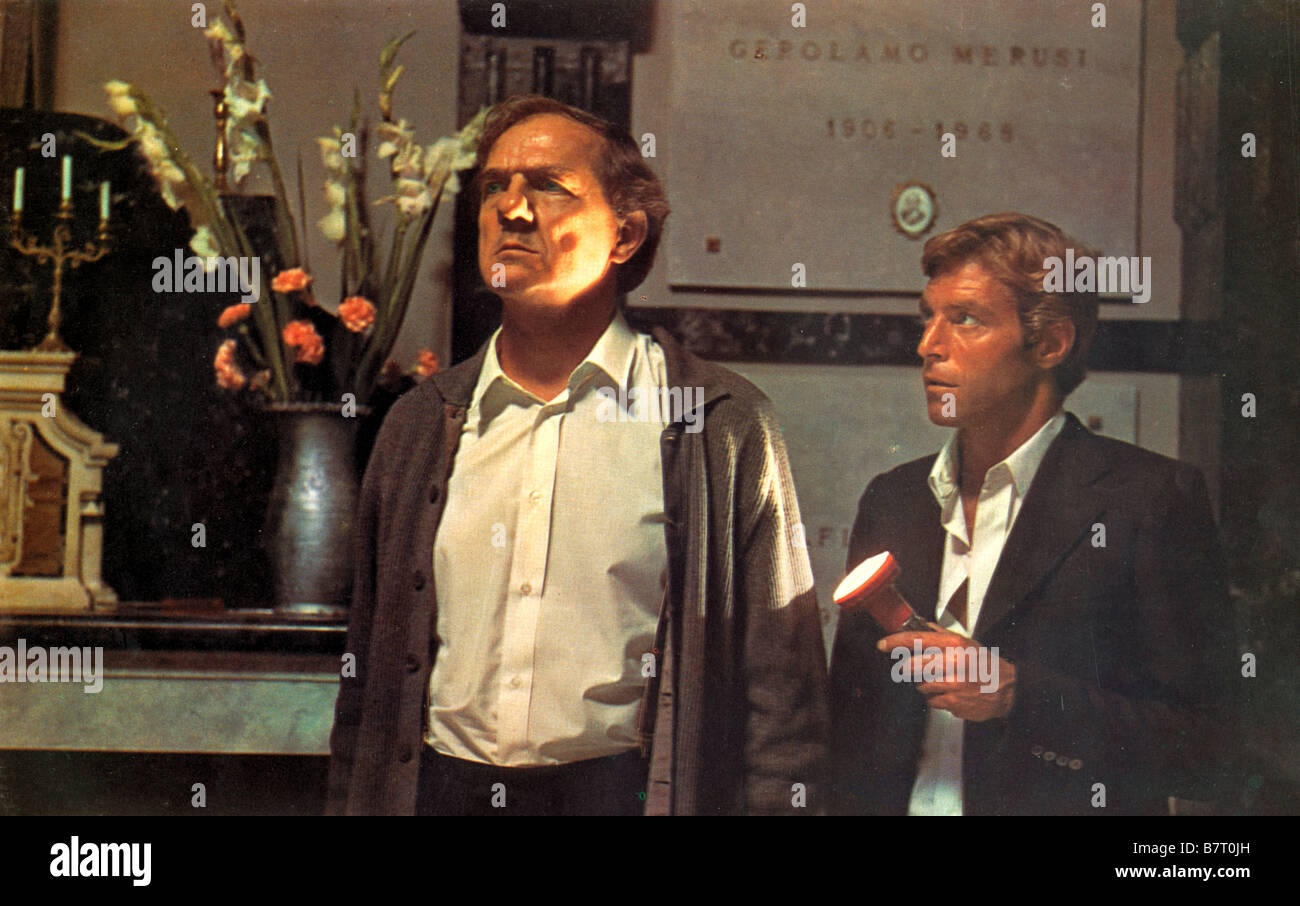 Le chat a neuf queues IL GATTO A NOVE CODE Year: 1971 - italy James ...