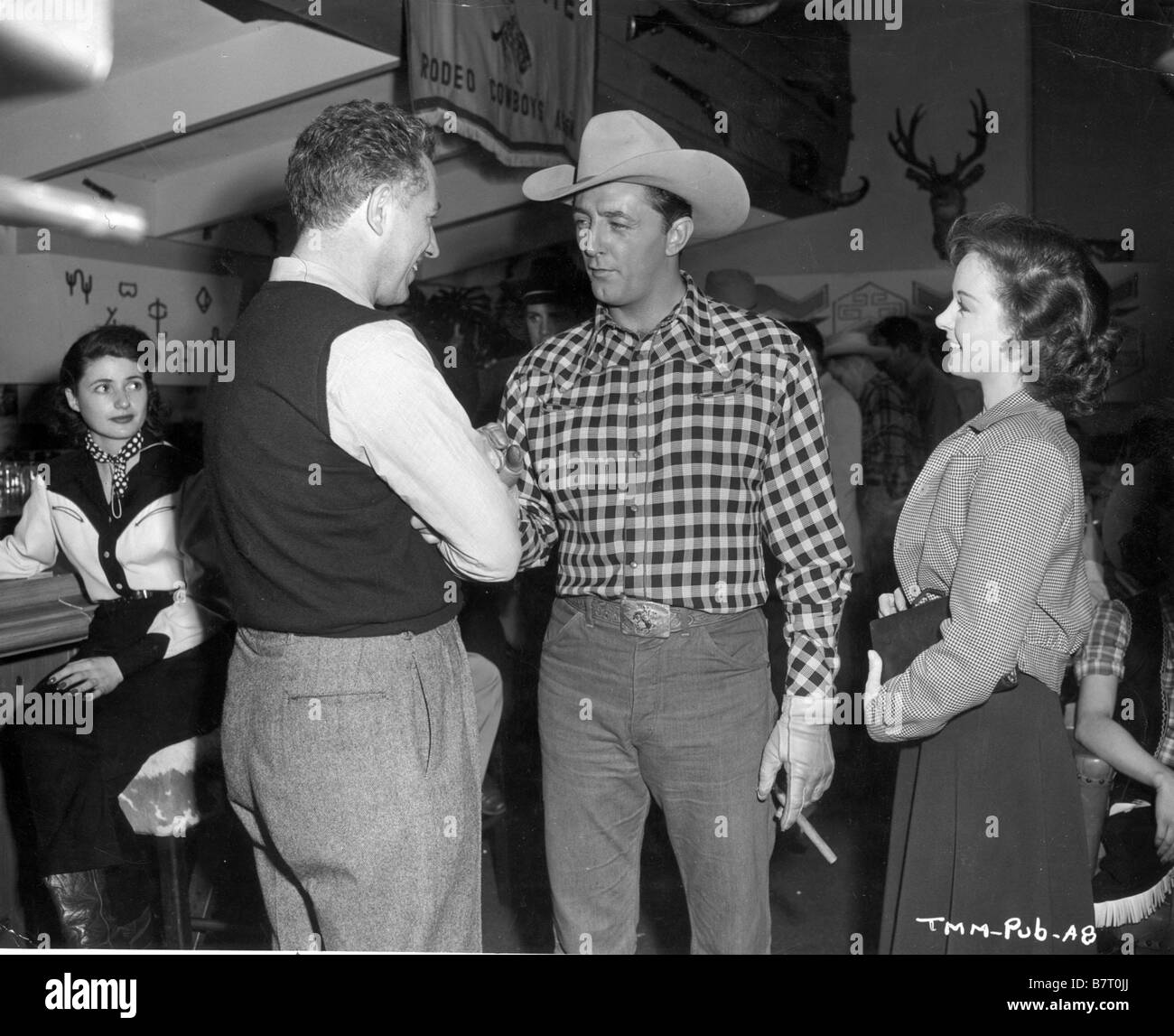 Nicholas ray robert mitchum hi-res stock photography and images - Alamy