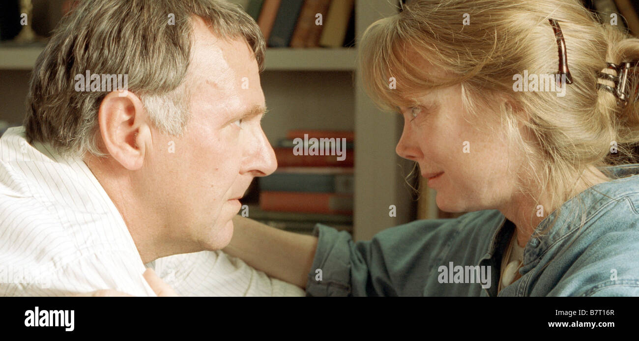In the Bedroom Year: 2001 USA Tom Wilkinson, Sissy Spacek Director ...