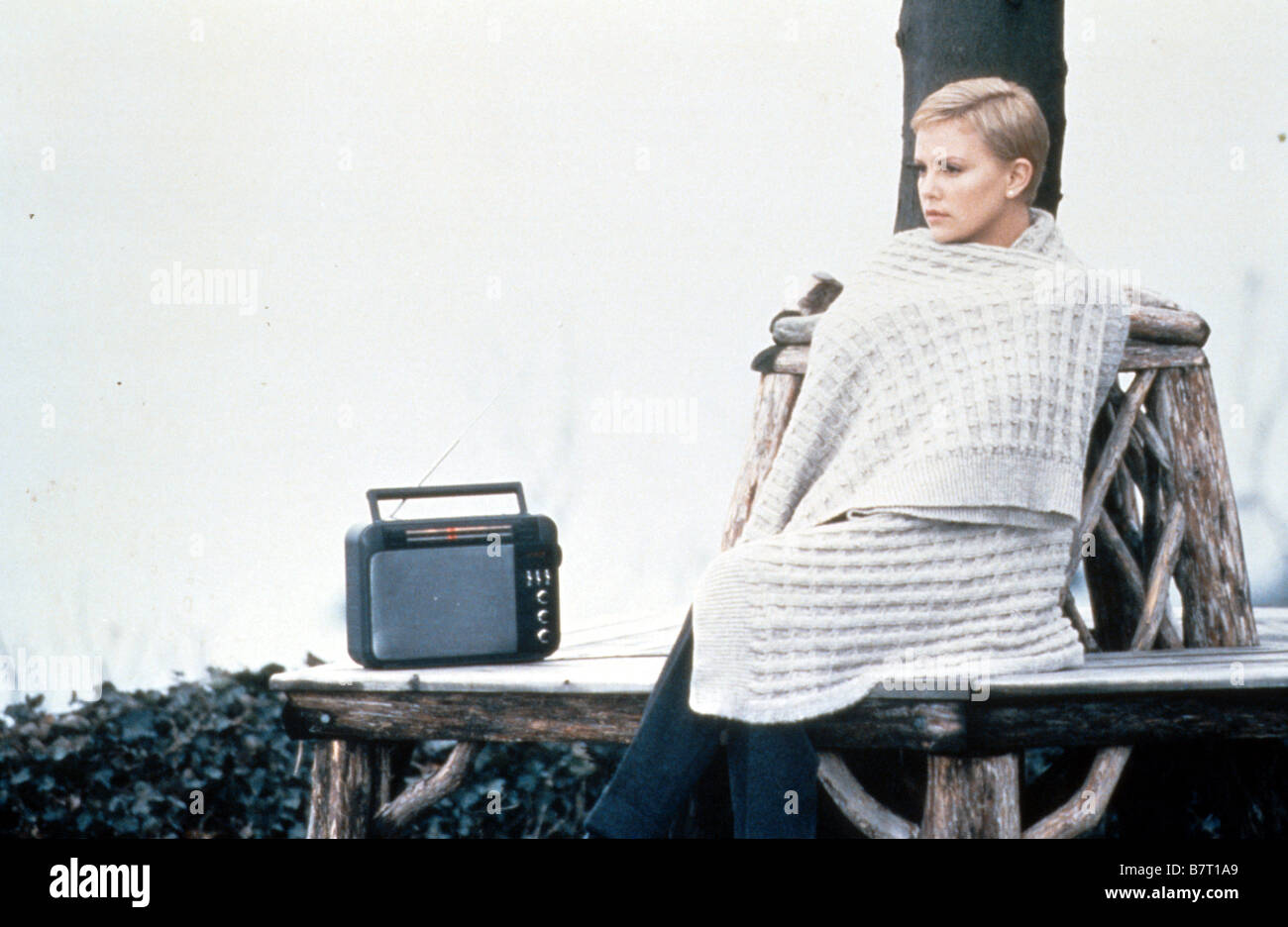 The Astronaut's Wife Year: 1999 USA Charlize Theron Director: Rand ...