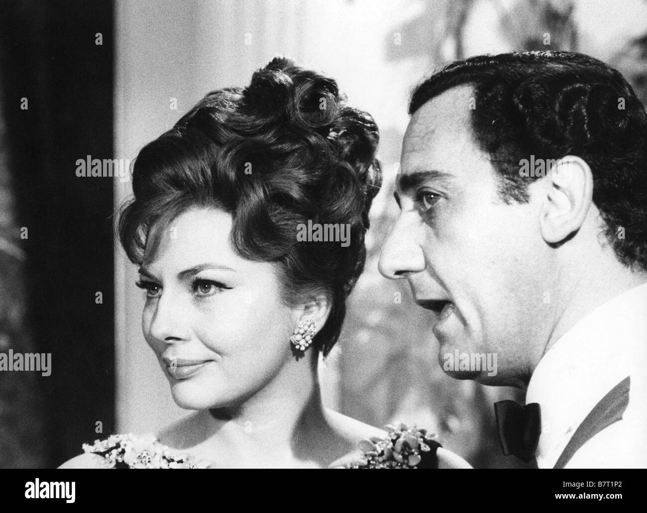 I tre volti Year: 1965 Soraya, Alberto Sordi Director: Michelangelo ...