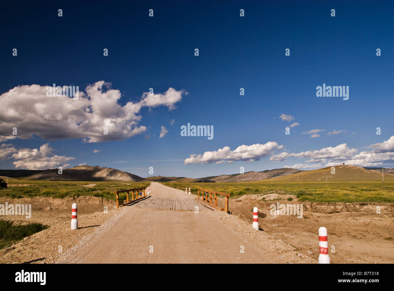 Mongolian road with bridge. Khovsgol nuur area, Mongolia Stock Photo ...