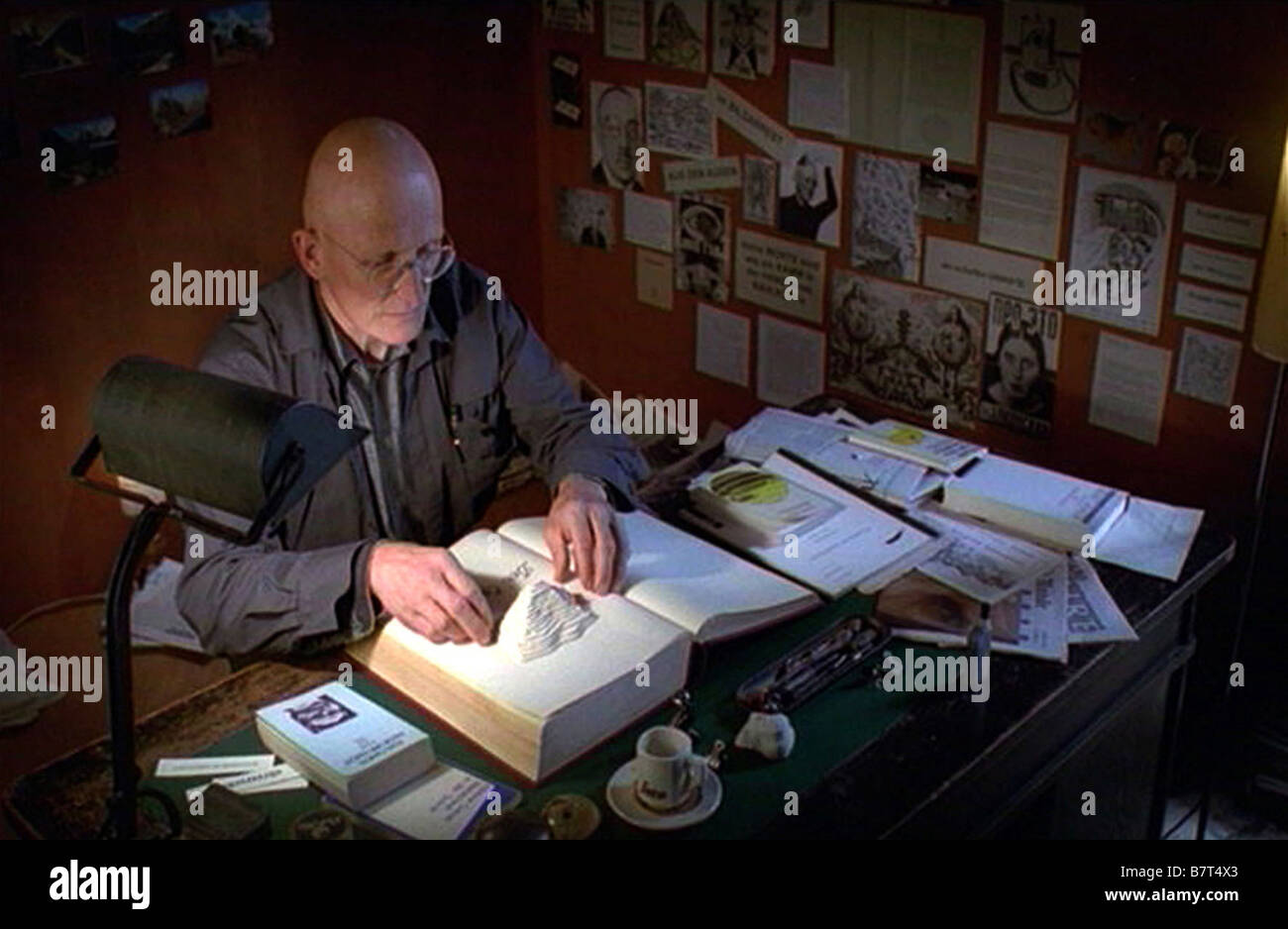 Au commencement etait le regard Im Anfang war der Blick Year: 2002 ...