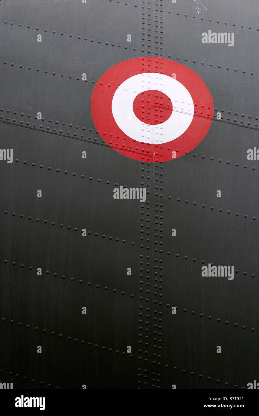 Hitting target hi-res stock photography and images - Alamy