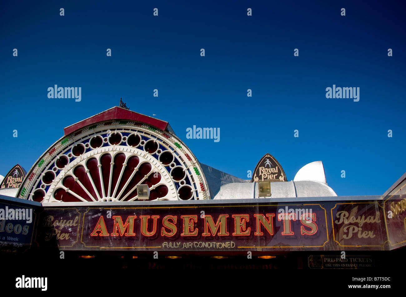 Royal pier hi-res stock photography and images - Alamy