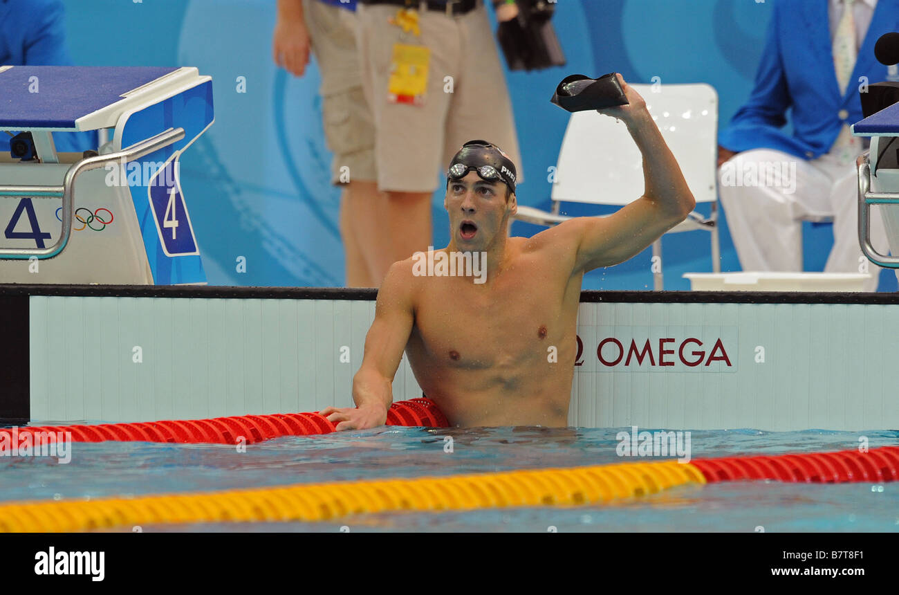 Michael phelps gold medals hi-res stock photography and images - Alamy