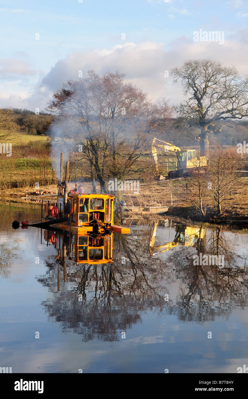 Dredging pond hi-res stock photography and images - Alamy