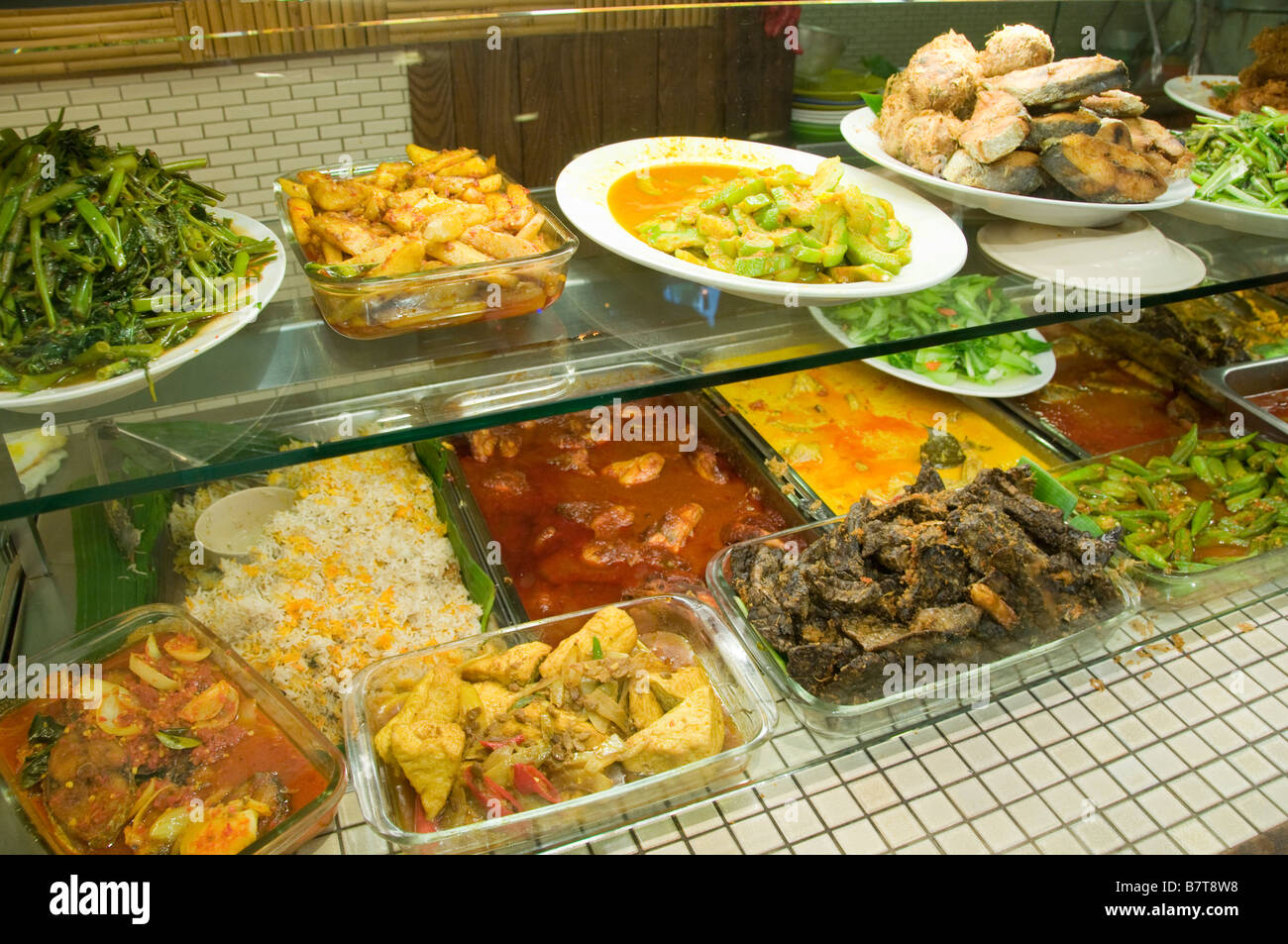 Food Republic Isetan mall market restaurant inside shopping mall ...