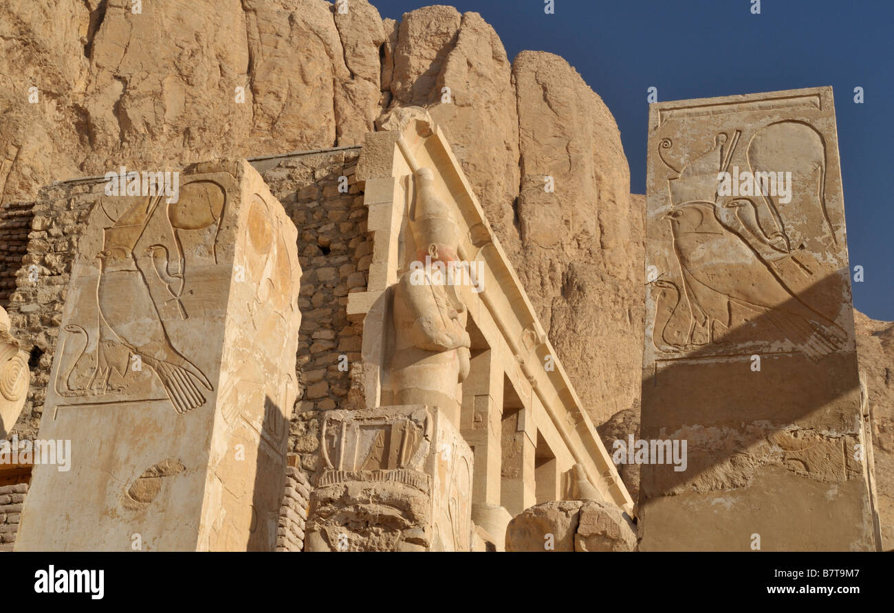Deir el bahari hi-res stock photography and images - Alamy