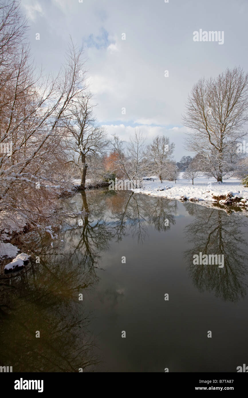 The river Mole winter scene from Betchworth bridge Stock Photo - Alamy