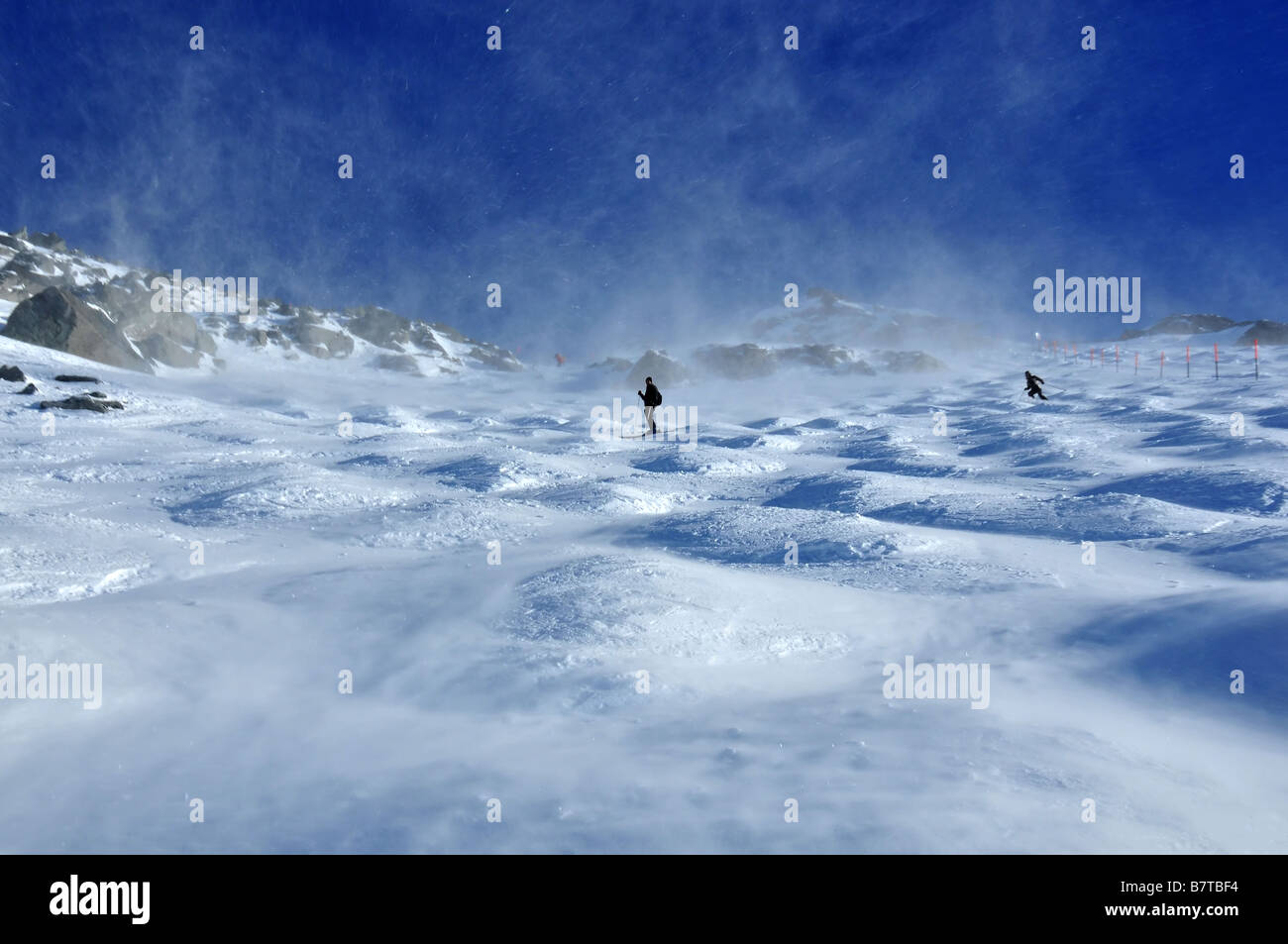 Danger in high winds hi-res stock photography and images - Alamy