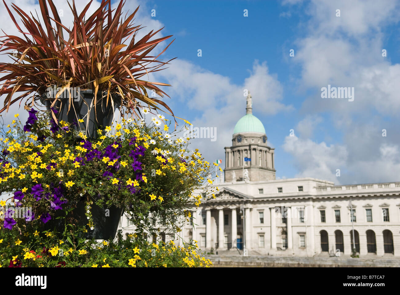 Custom House and flowers, Docklands Dublin Ireland, August 2006 Stock ...