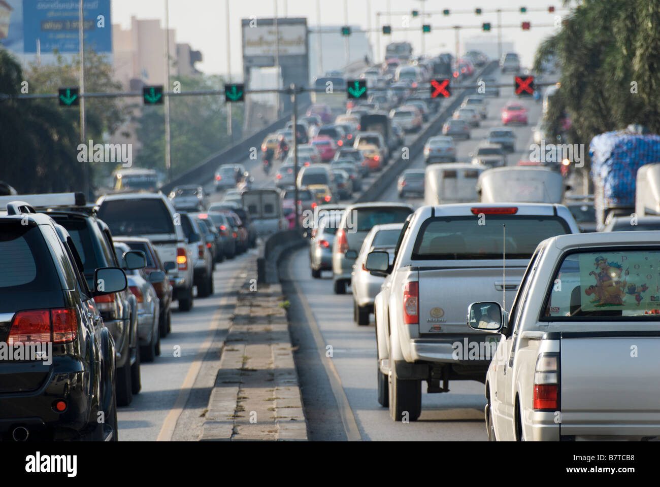 Congested congestion hi-res stock photography and images - Alamy
