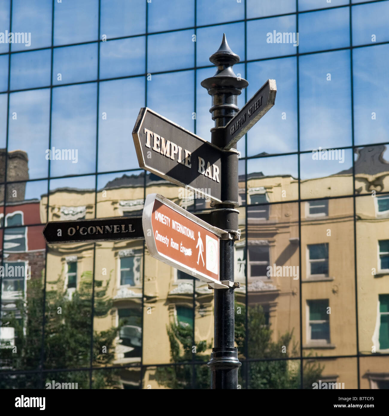 Temple Bar sign and glass building, Temple Bar district, Dublin Ireland ...