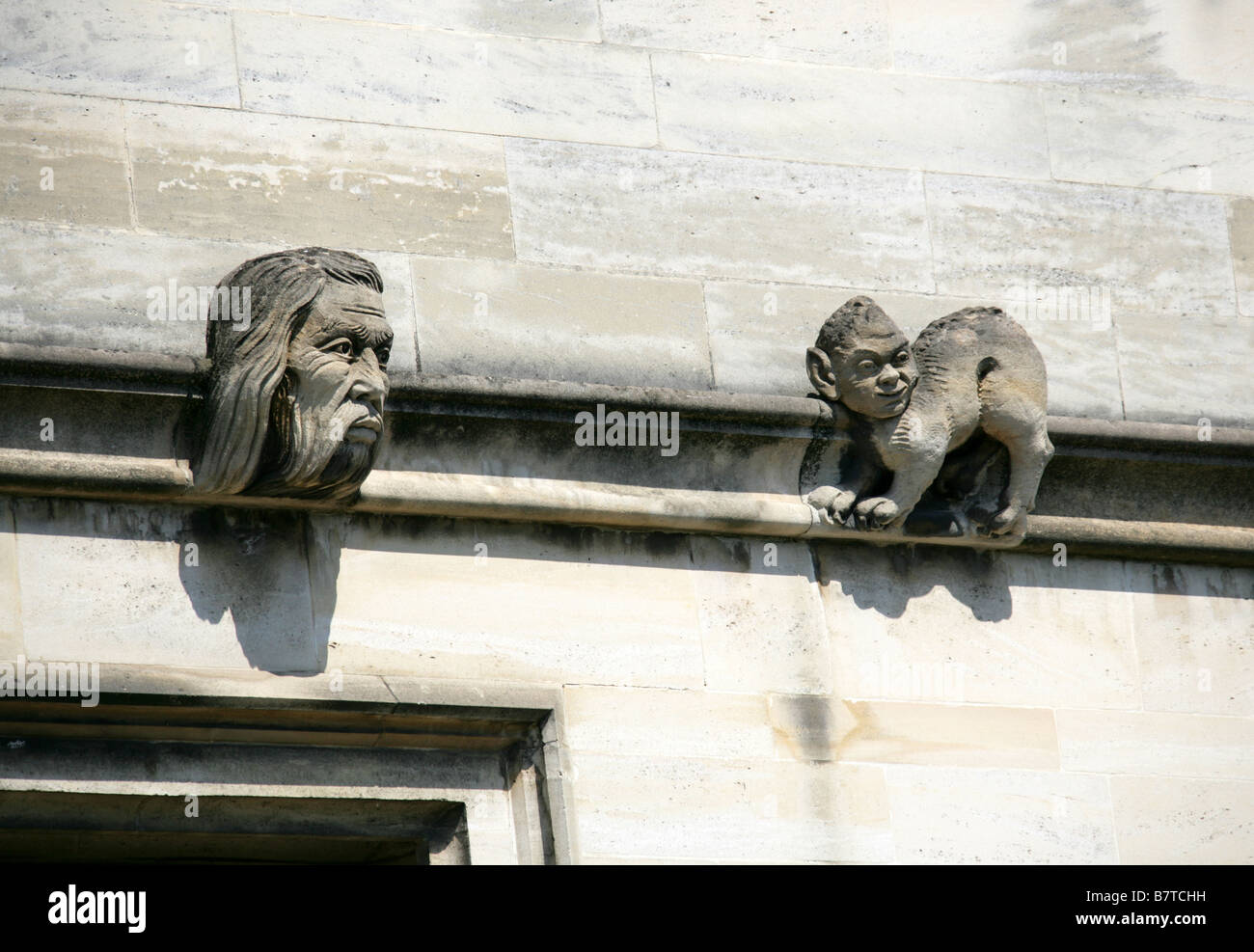Figurehead and Cat Demon Carvings on Magdalen College, Oxford ...