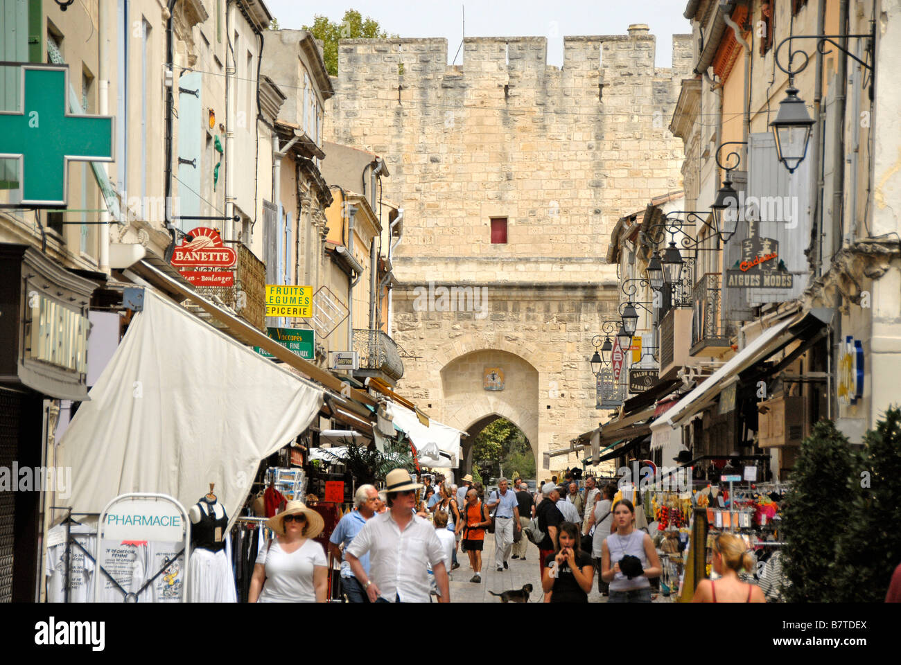 Crowded Street, tourists, medieval village, city wall, Aigues Mortes ...