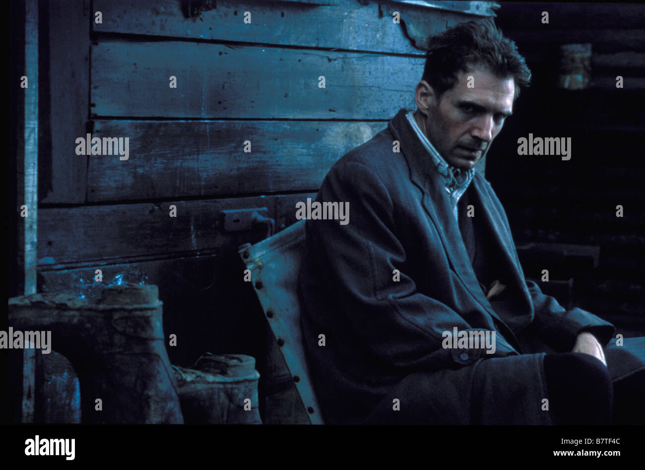 Spider Year : 2002 Canada / UK Ralph Fiennes Director: David Cronenberg ...