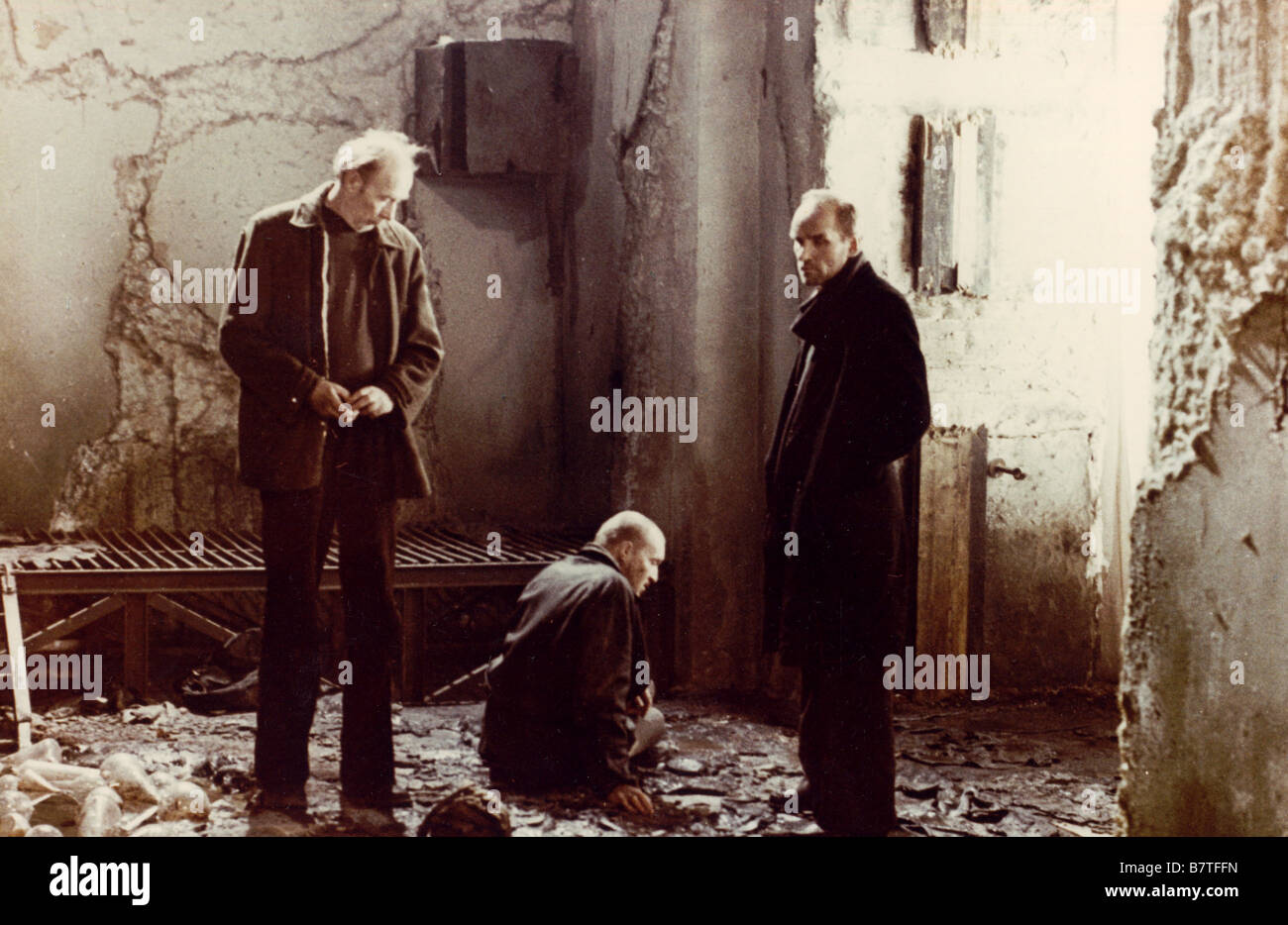 Stalker Year: 1979 - Soviet Union Director: Andrei Tarkovsky Aleksandr ...