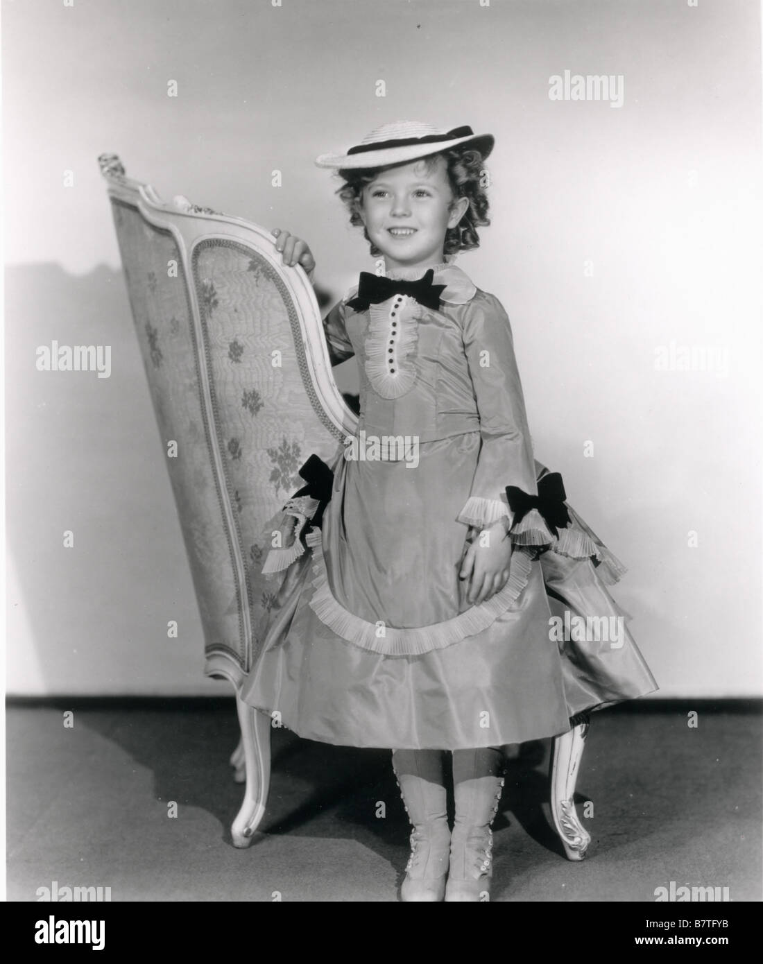 The Little Colonel Year: 1935 USA Director: David Butler Shirley Temple ...