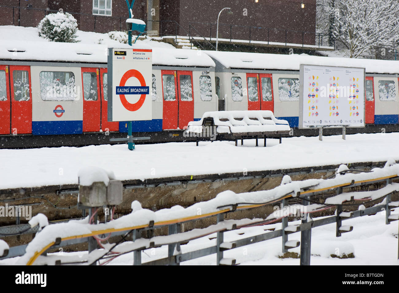 Ealing broadway station hi-res stock photography and images - Alamy