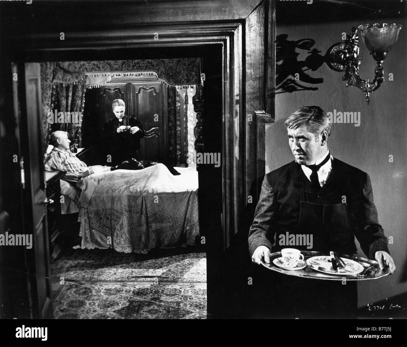le spectre du chat Shadow of the Cat Year: 1961 - uk Director: John ...