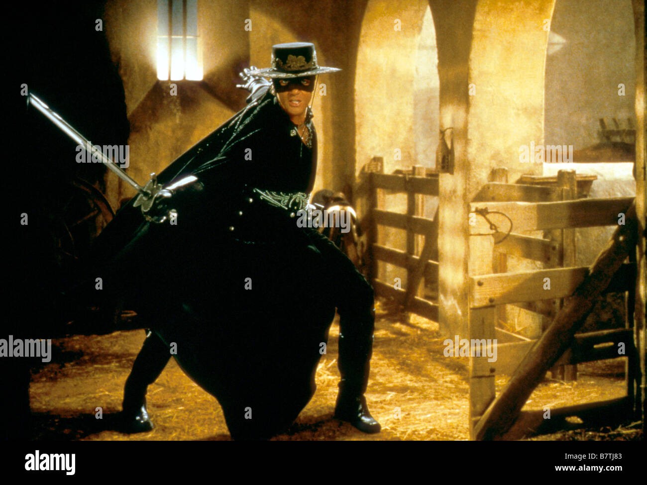 The Mask Of Zorro 1998 High Resolution Stock Photography and Images - Alamy