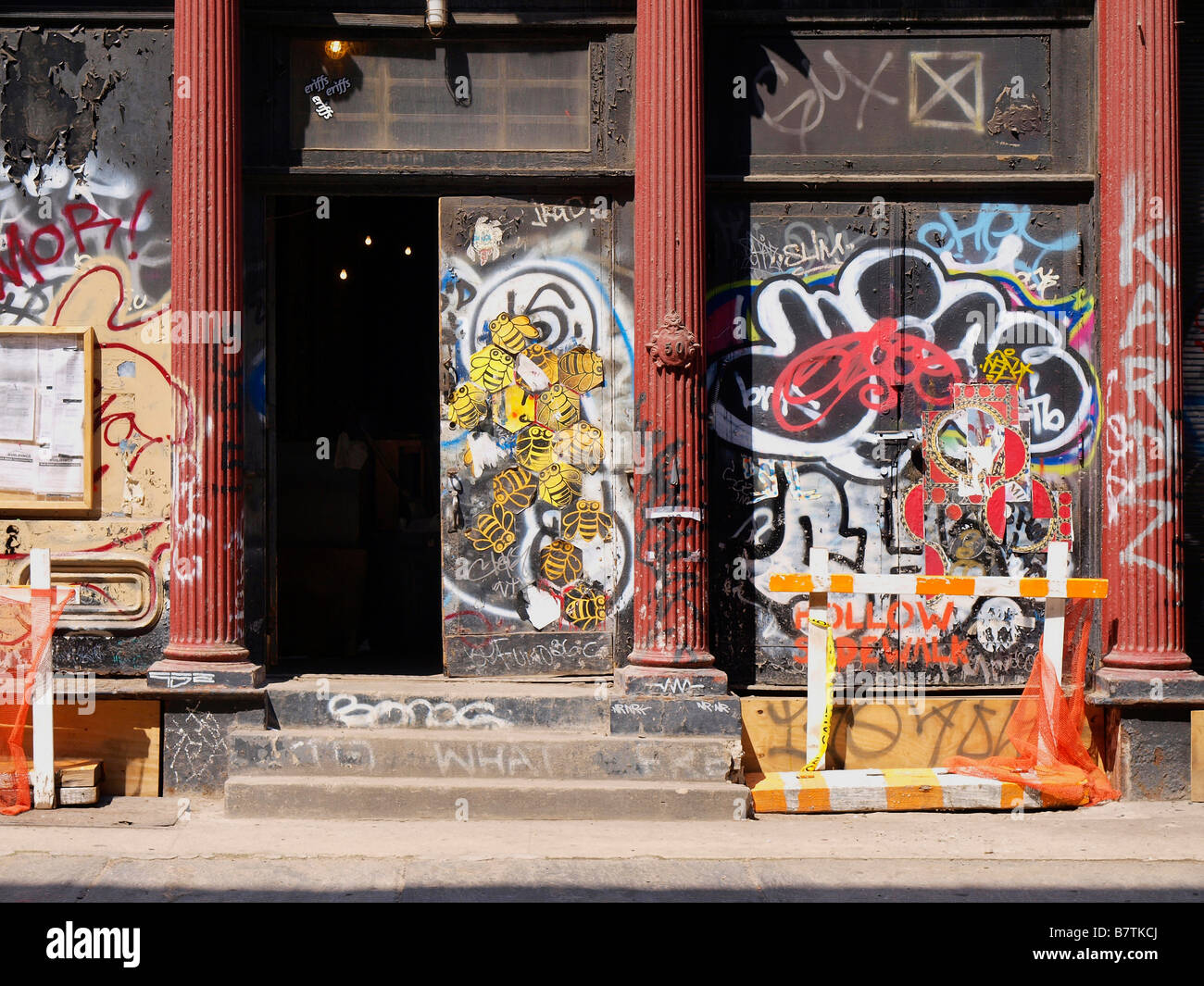 Graffiti Squat Graffiti High Resolution Stock Photography and Images ...