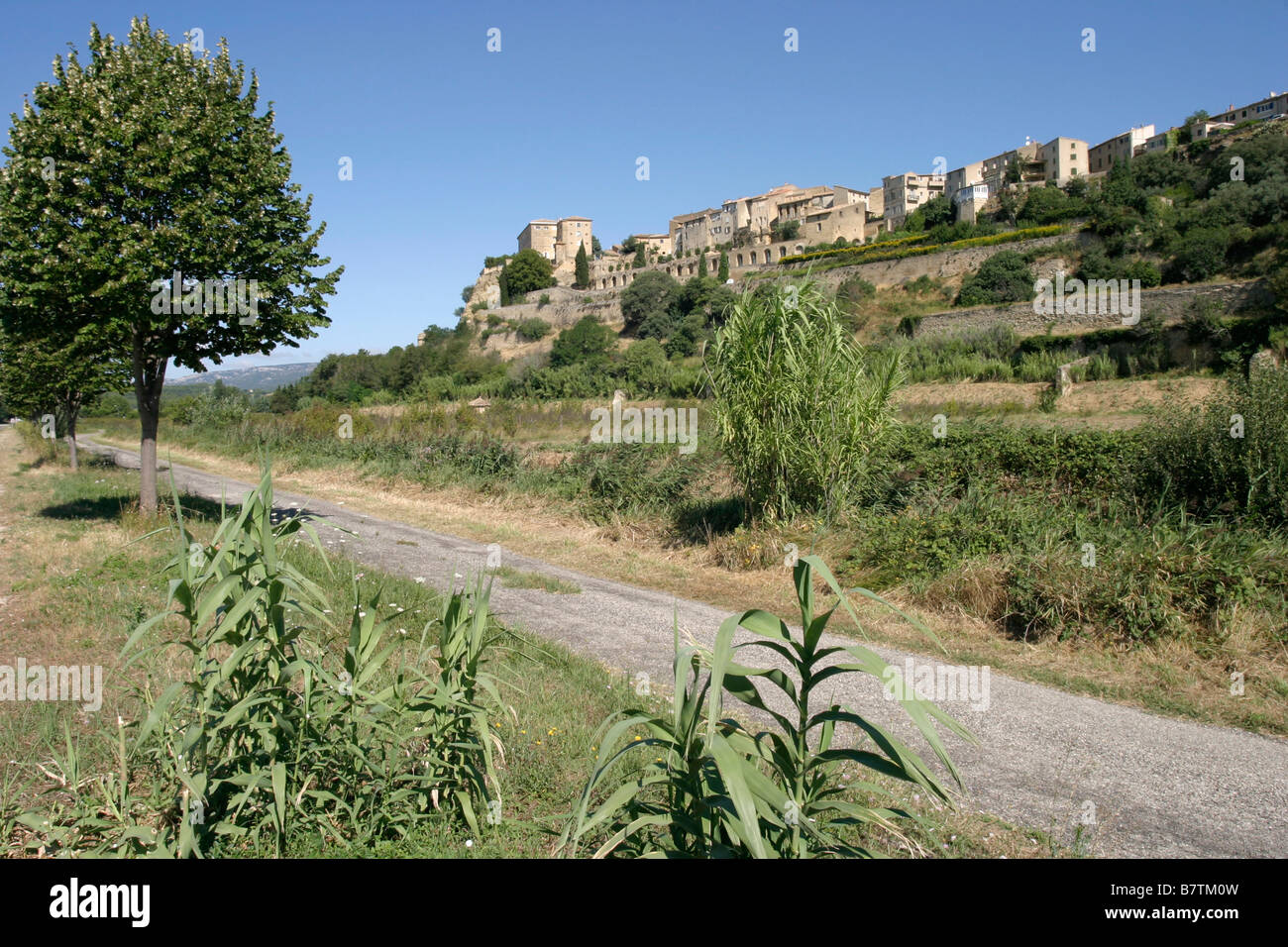 Lauris france hi-res stock photography and images - Alamy