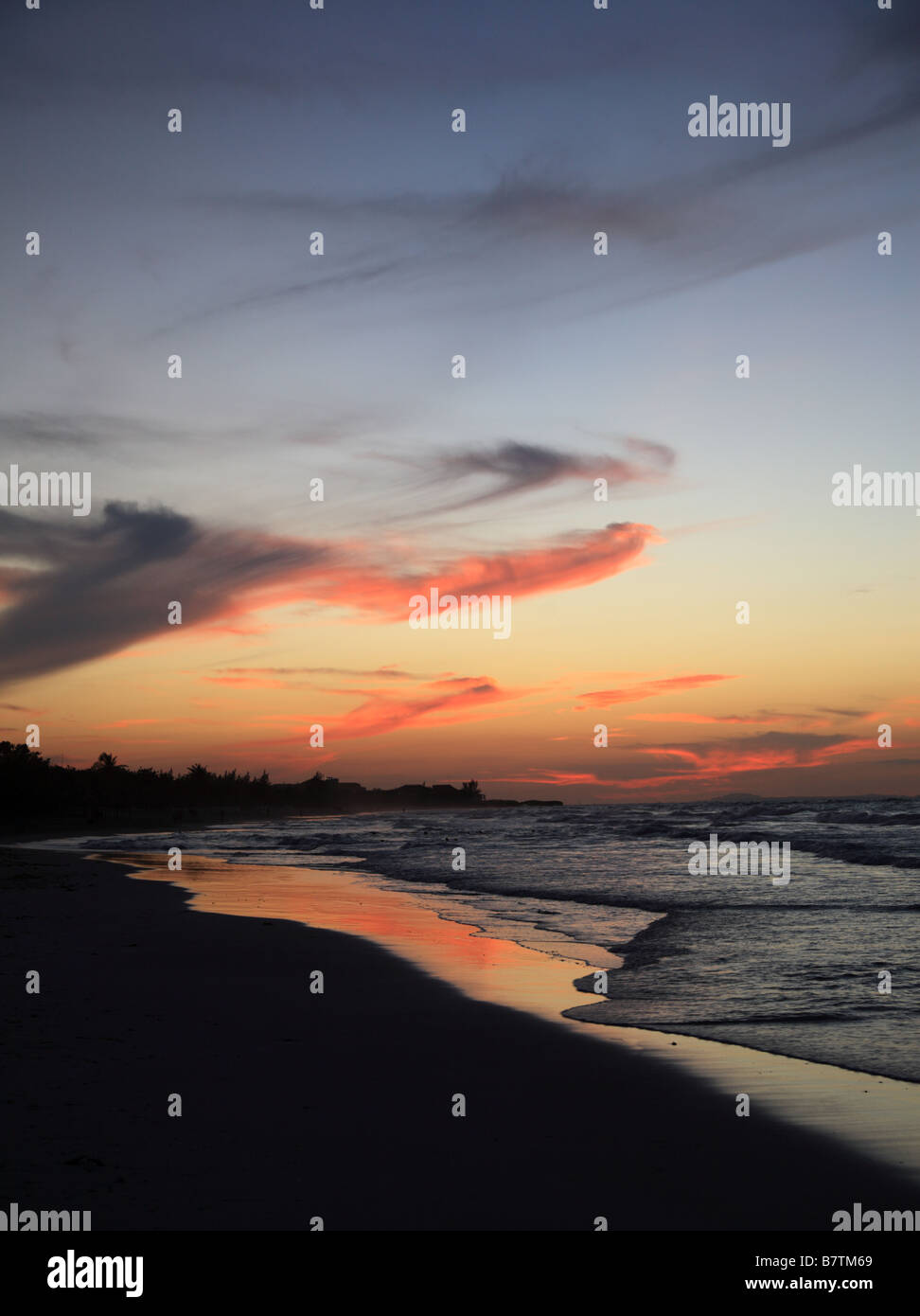 Sunset over Varadero beach in Cuba Stock Photo - Alamy