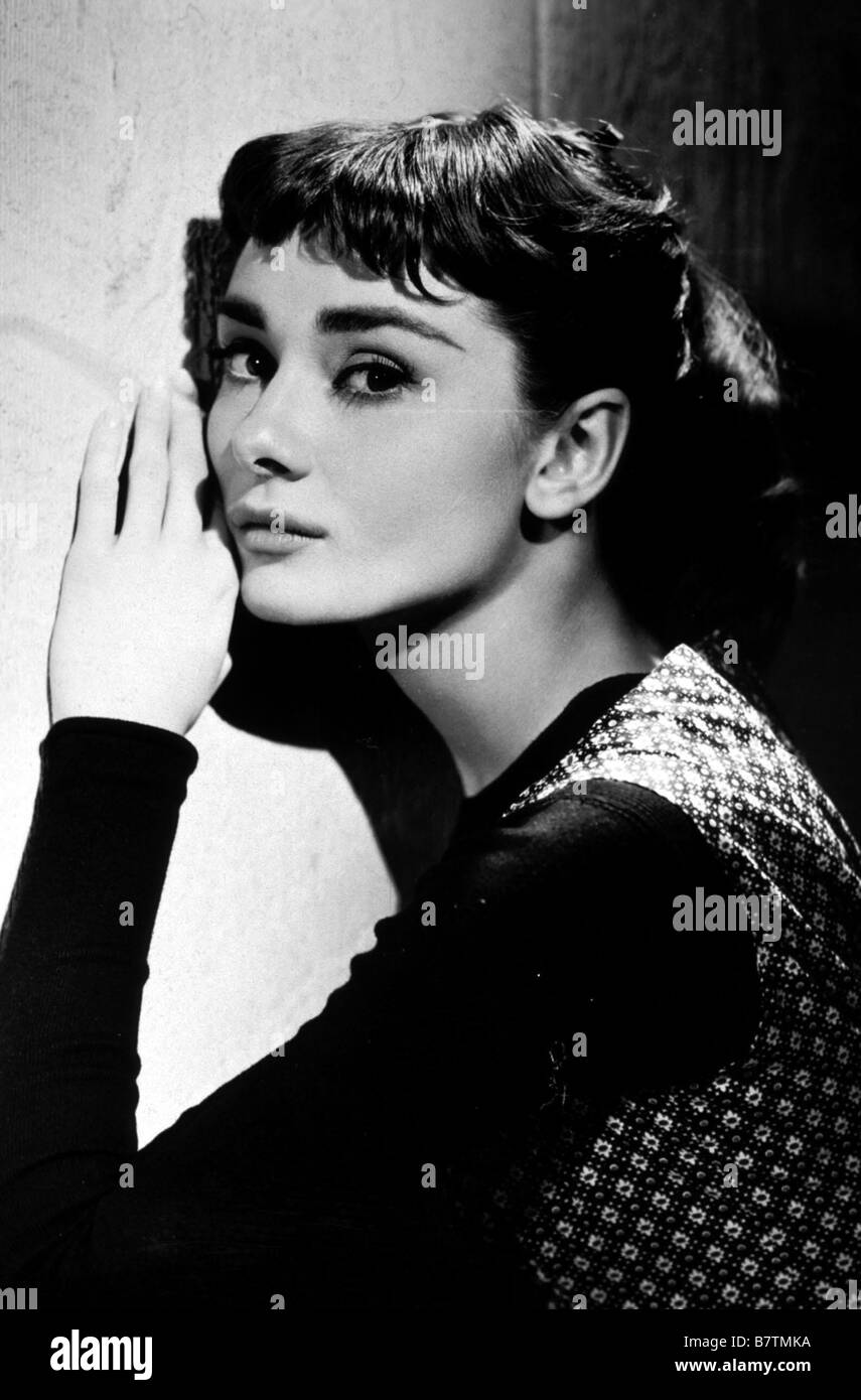 Sabrina 1954 hi-res stock photography and images - Alamy