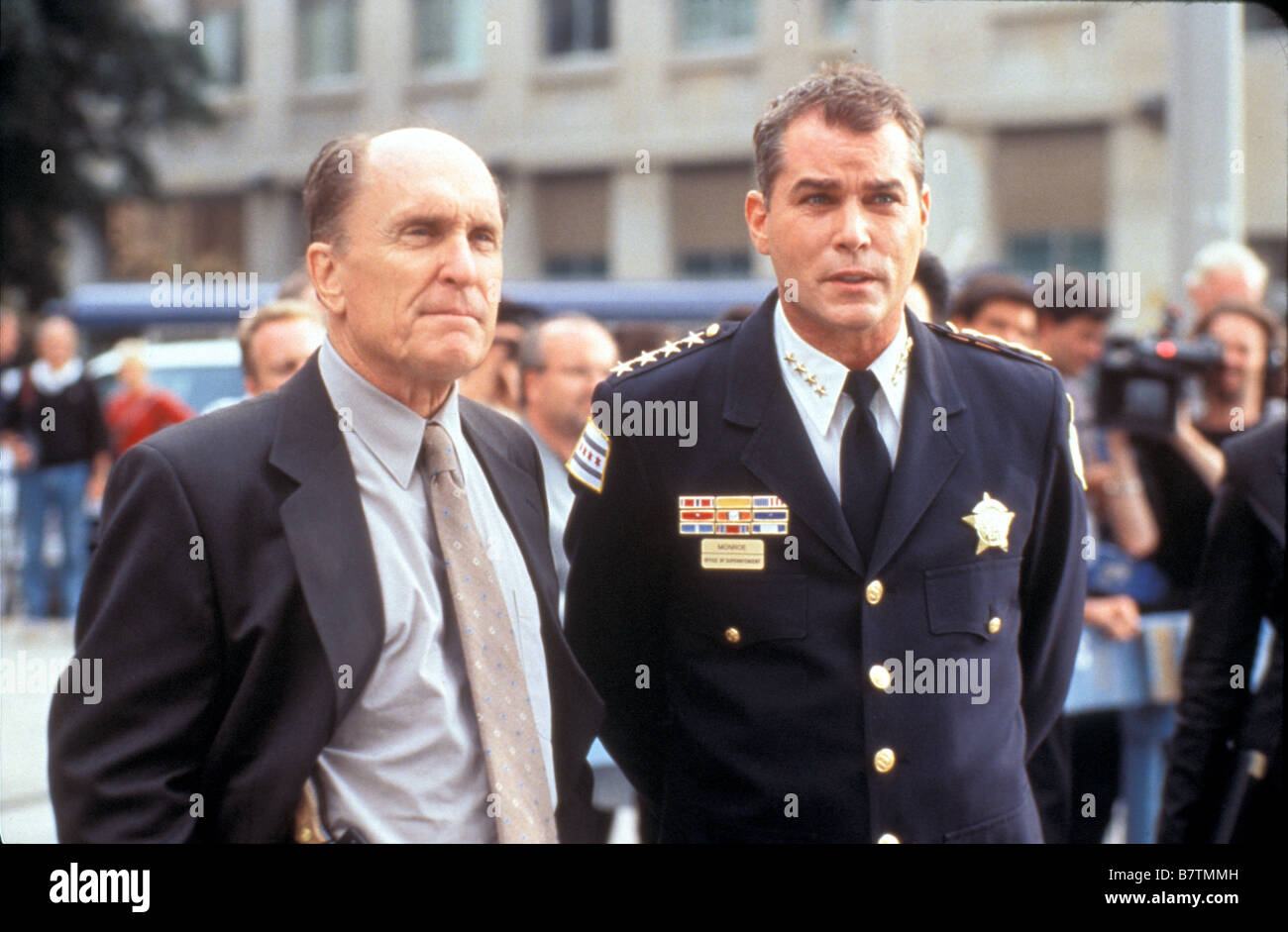 John Q Year : 2002 USA Director: Nick Cassavetes Robert Duvall, James ...