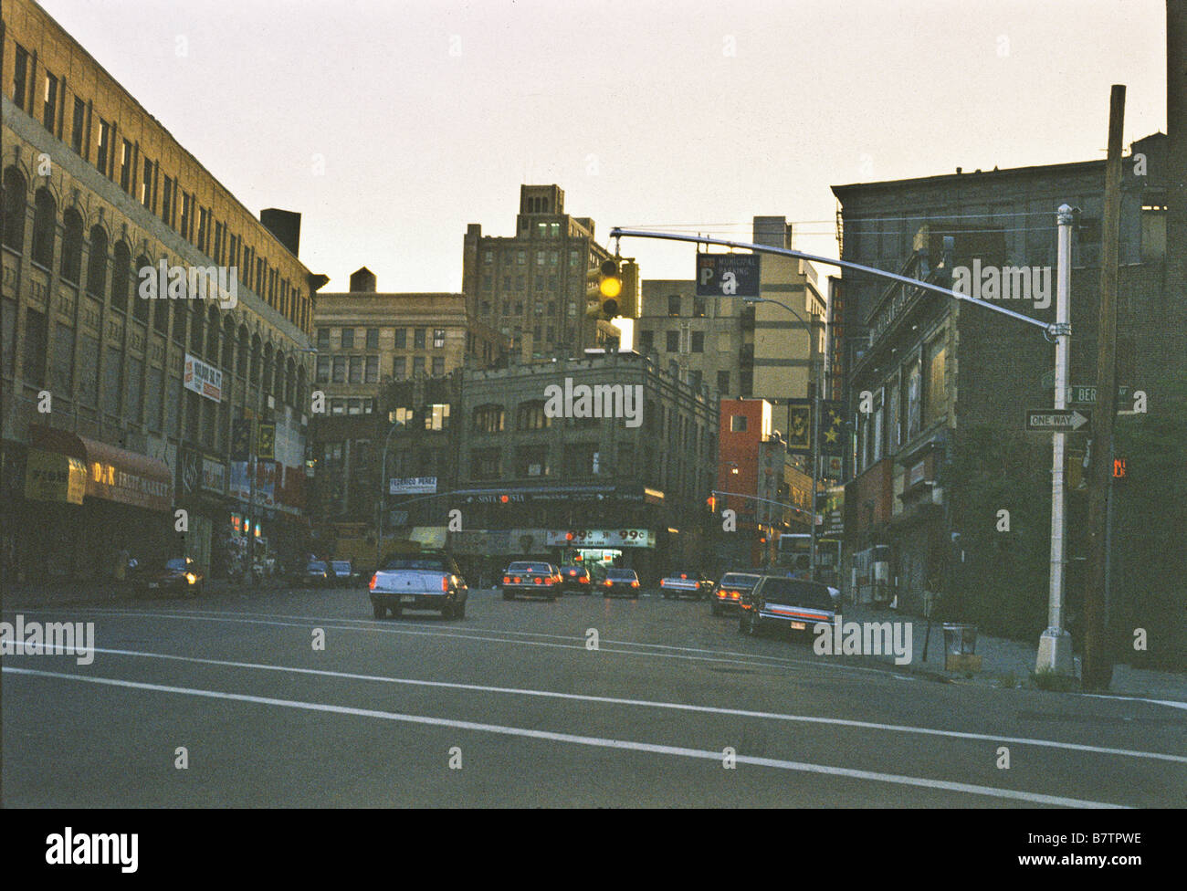 Yellow traffic signal in South Bronx, New York Stock Photo - Alamy