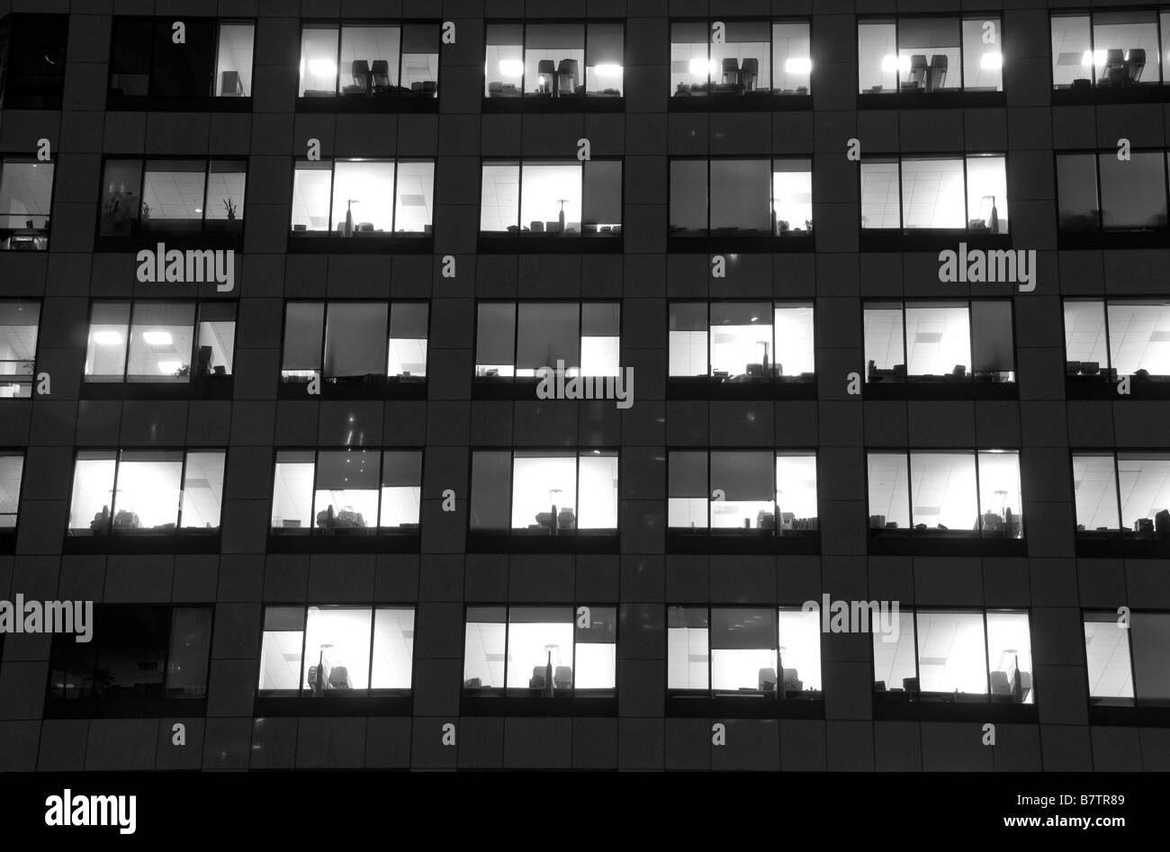 Night windows hi-res stock photography and images - Alamy