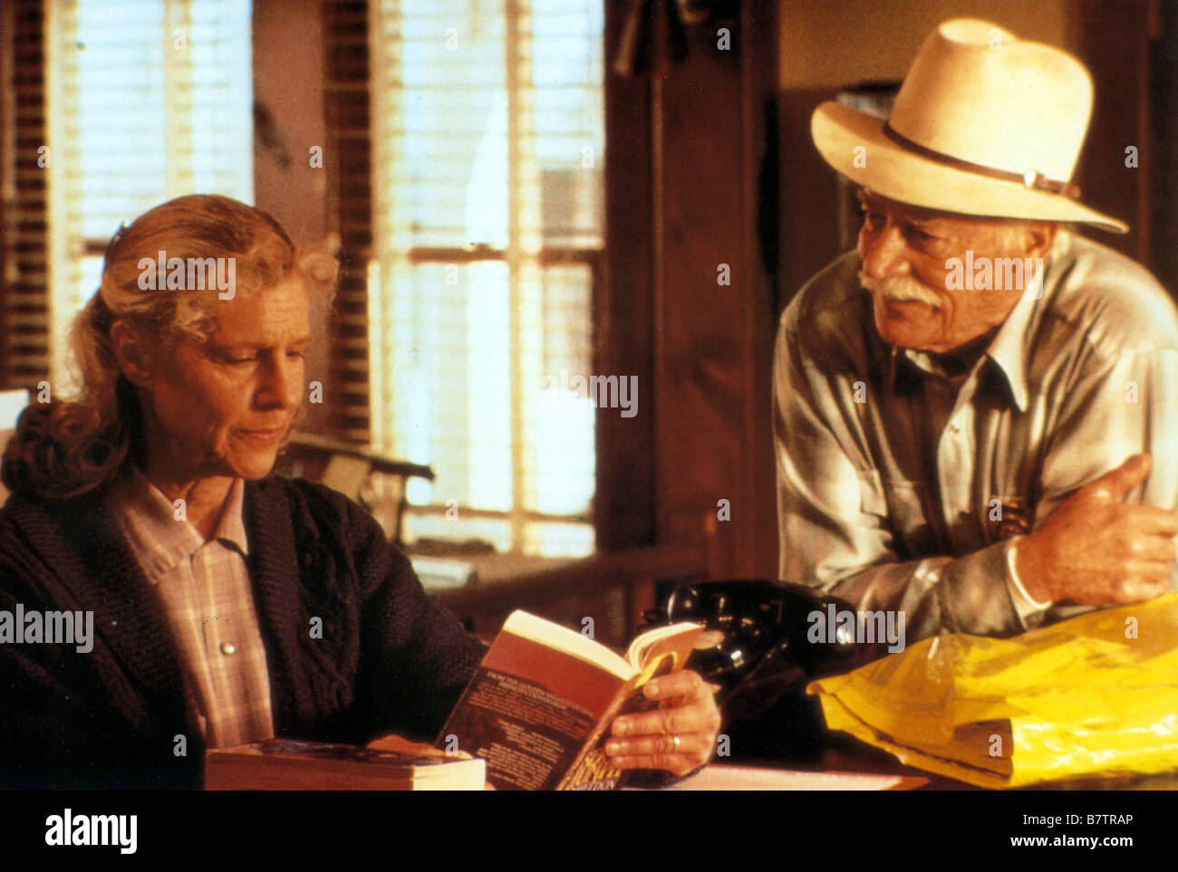 Misery 1990 hi-res stock photography and images - Alamy