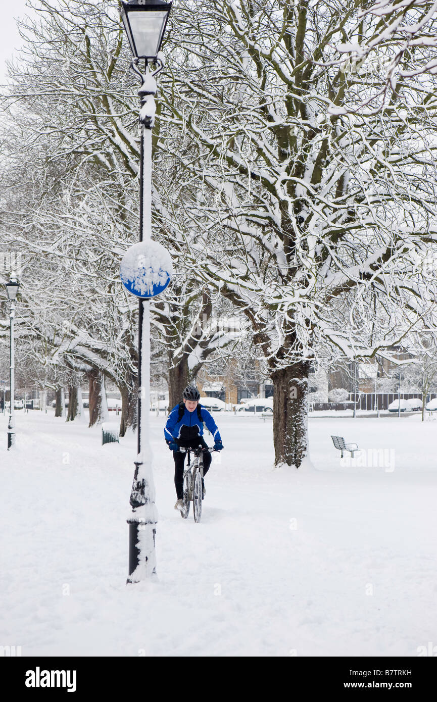 Ealing london snow hi-res stock photography and images - Alamy