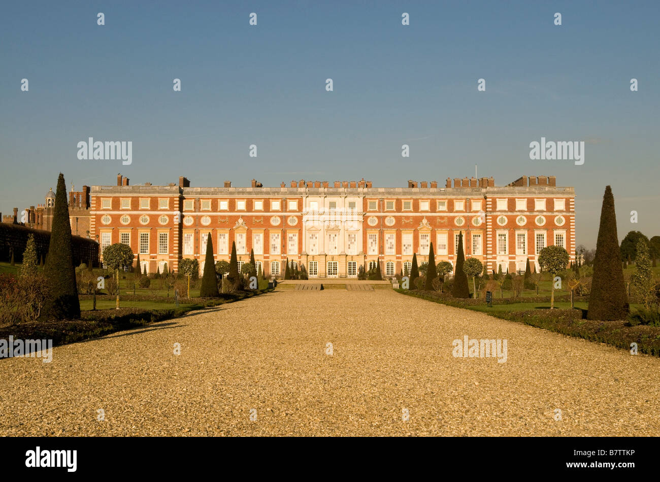 Hampton Court Palace in Surrey, England Stock Photo - Alamy