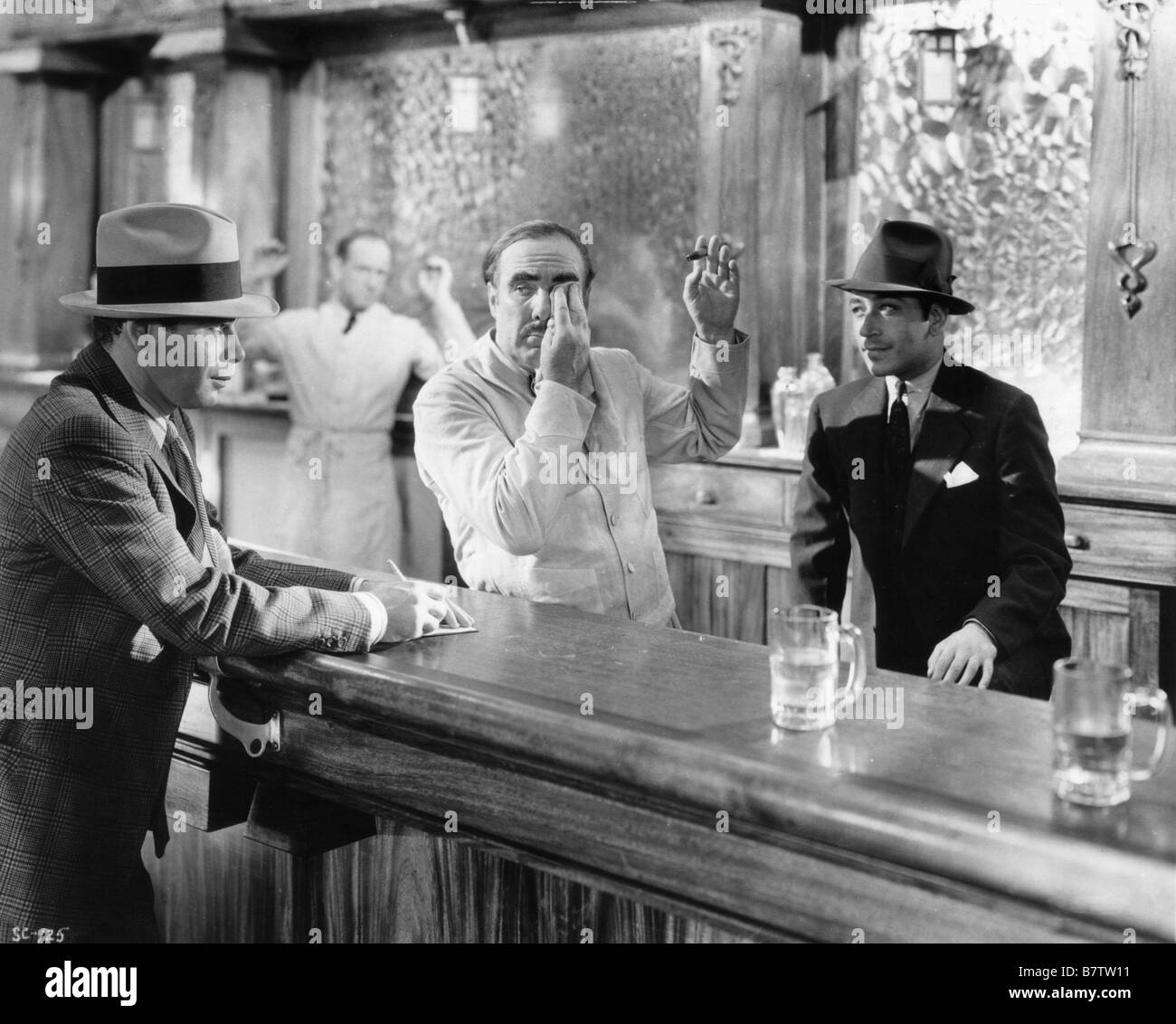George raft scarface hi-res stock photography and images - Alamy