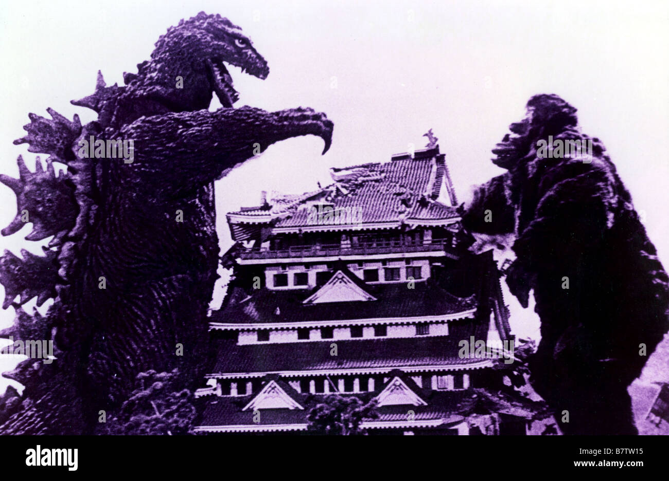 mothra contre godzilla Mosura tai Gojira Year: 1964 - japan Director ...