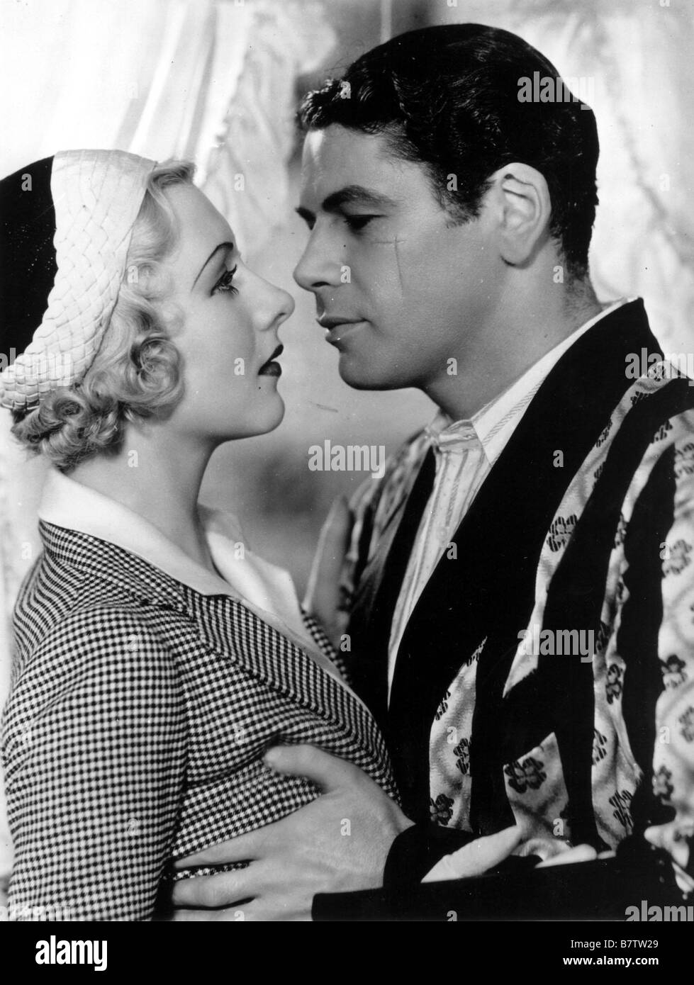 Scarface Year: 1932 USA Paul Muni, Karen Morley Director: Howard Hawks ...
